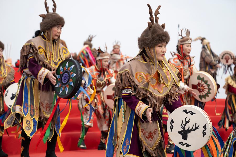 Çin'deki Hanjiang Festivali'nde balıkçılar bereketli bir av sezonu için ...